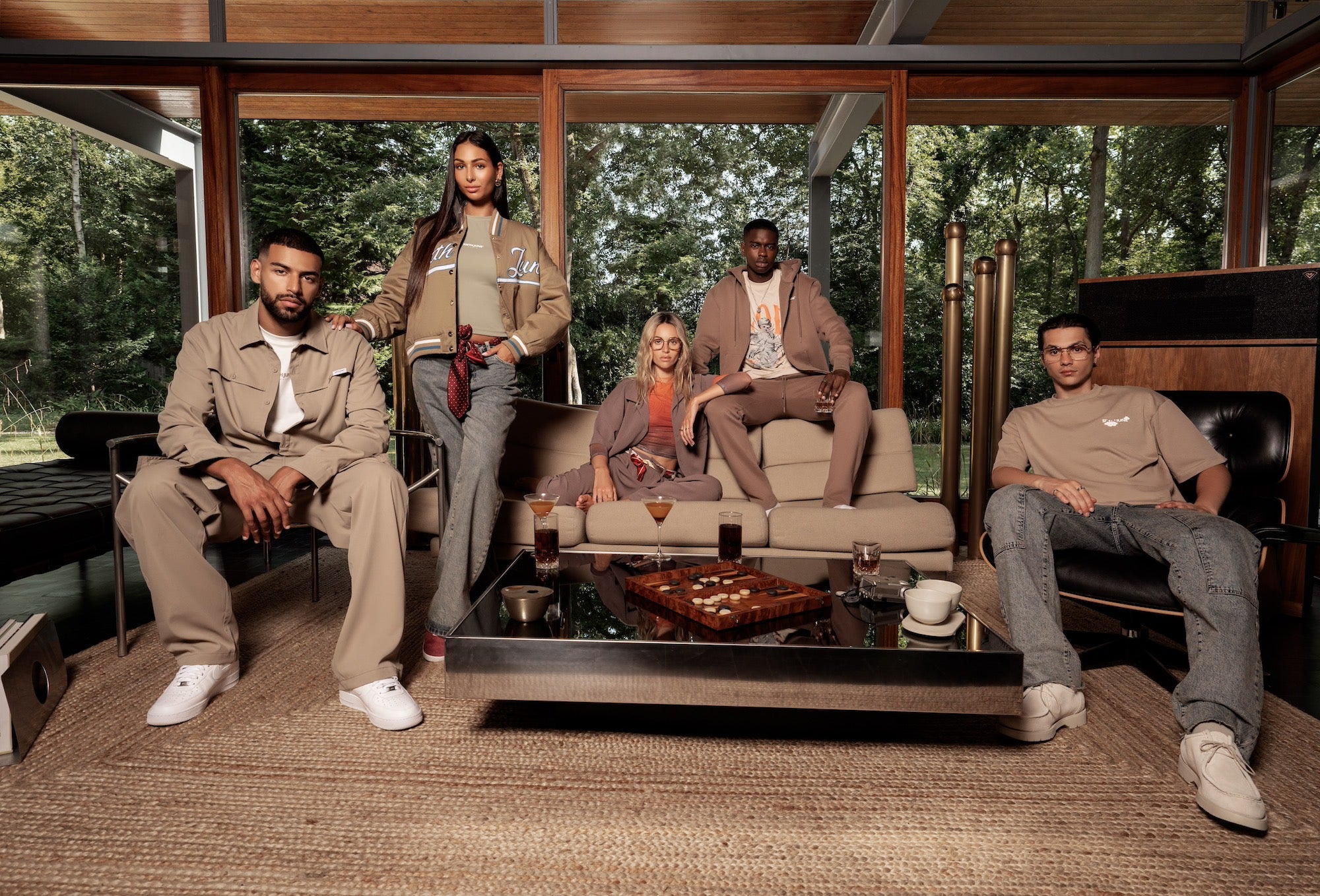 2024 / DROP 3 GLORY (I) – Sixth June