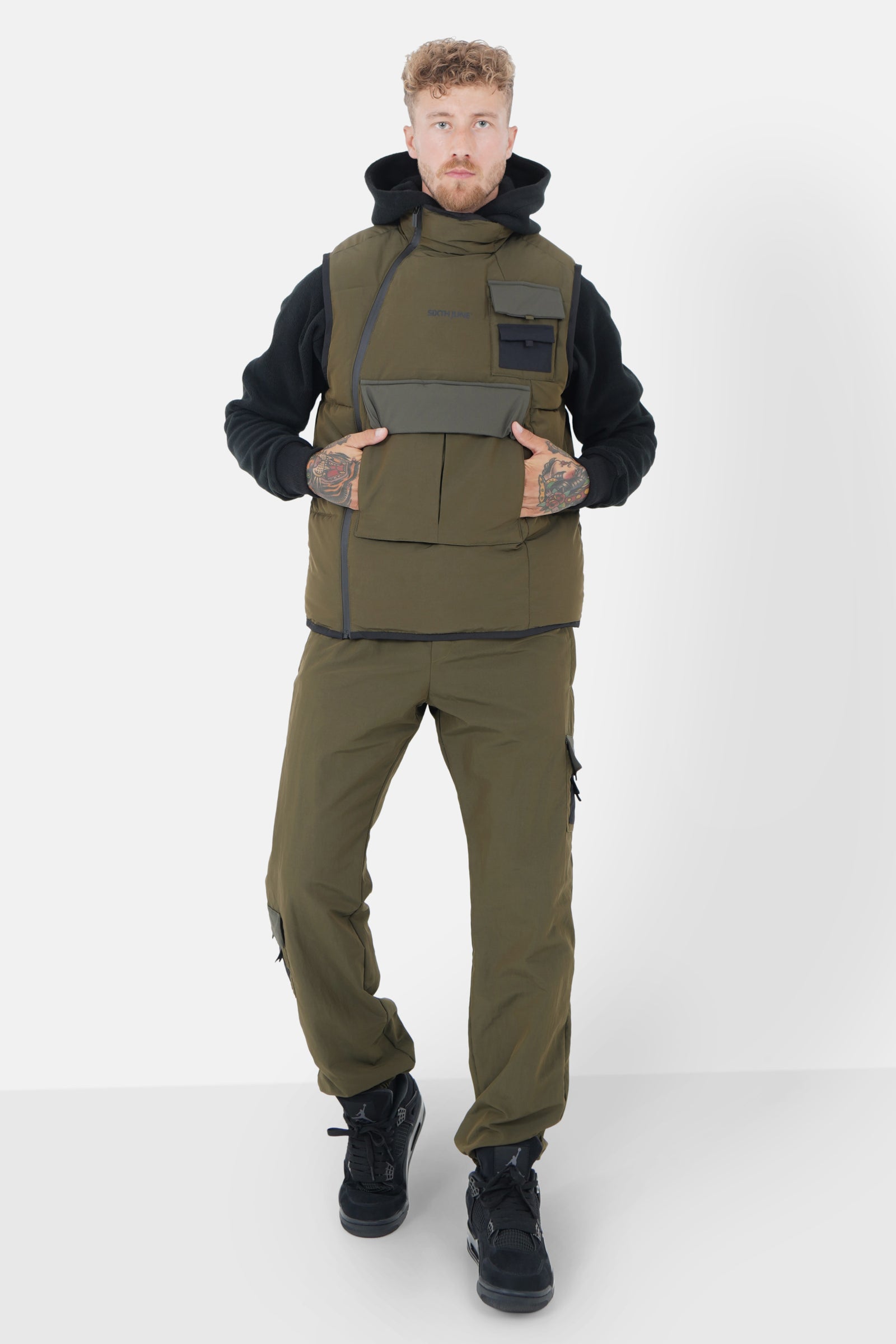 Nylon pockets Puffer khaki Green – Sixth June