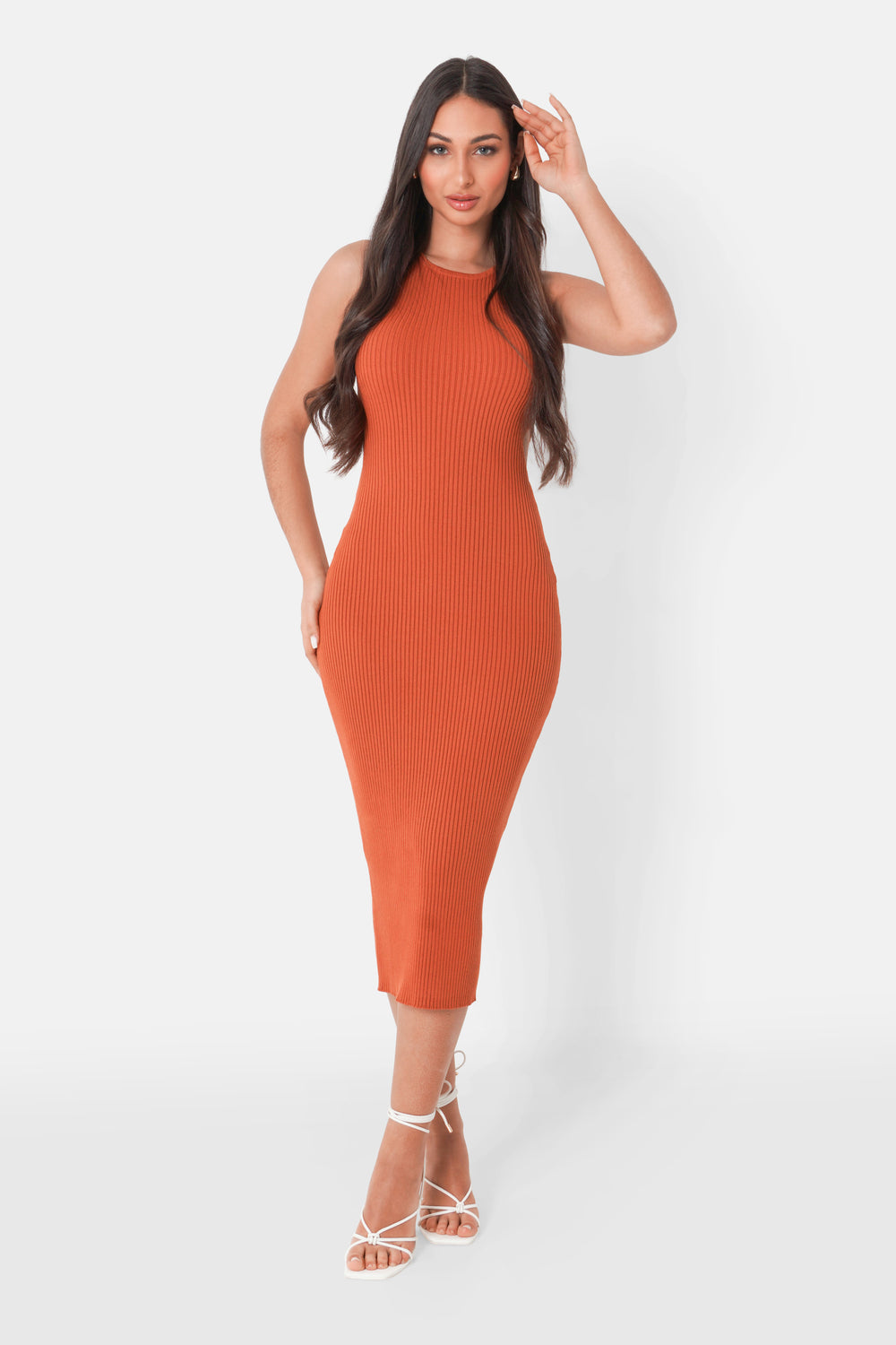 Découvrez et commandez la collection Femme en exclusivité sur SixthJune ...