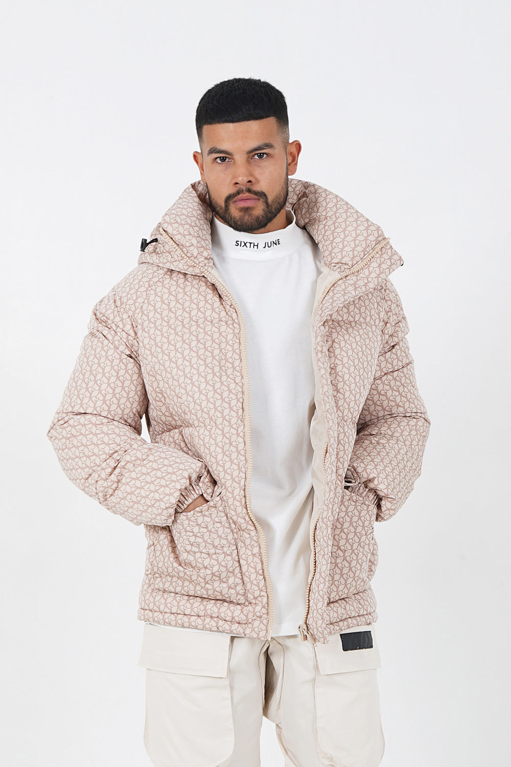 Monogram padded puffer Beige – Sixth June